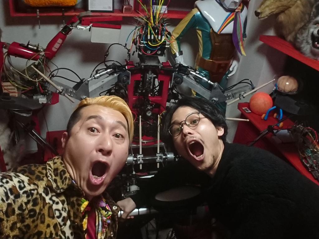 米塚 尚史 on Twitter: "もう先々月だけど、弊社 #drumrobot #YD000Zero の完成を見にヨースケさんが #ハウンテッド 恵比寿事務所に！#カチンコロボットアーム ...