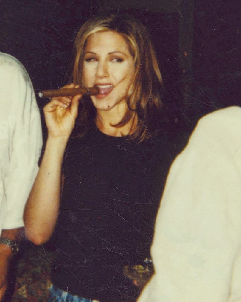Jennifer Aniston Smoking