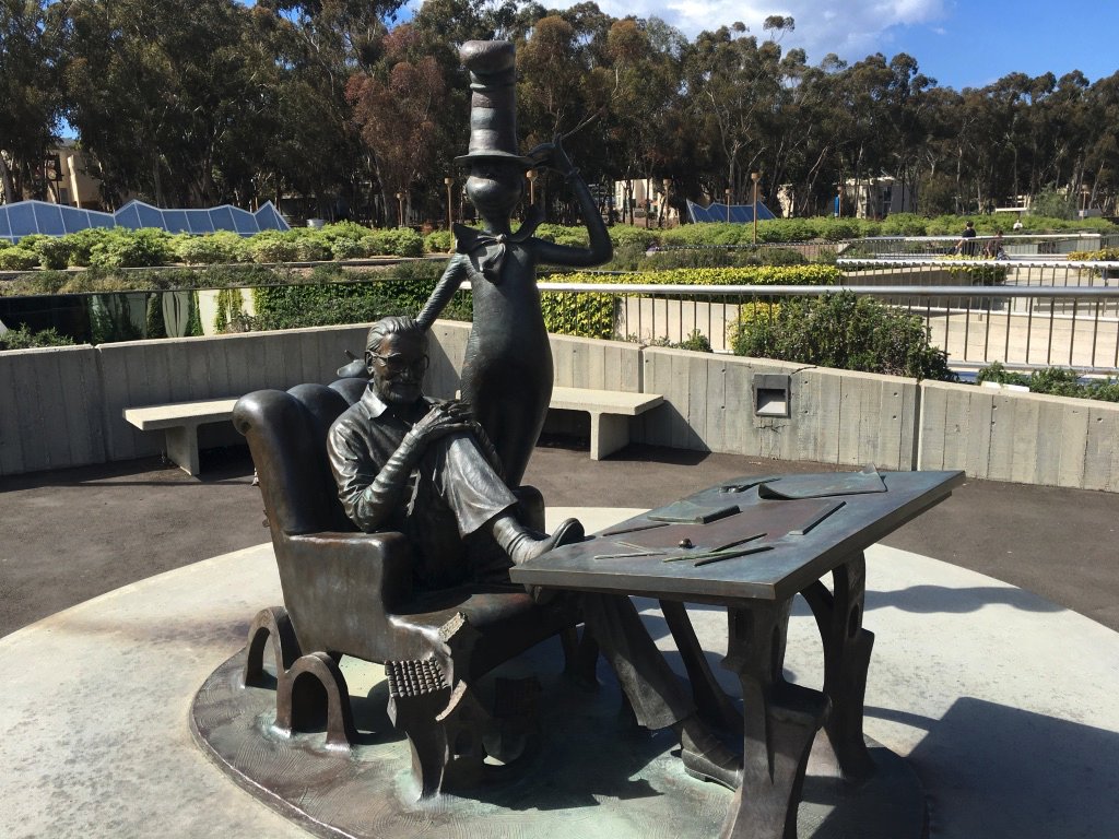 A Thread from @michael_nielsen: "The Geisel Library at UC San Diego ...