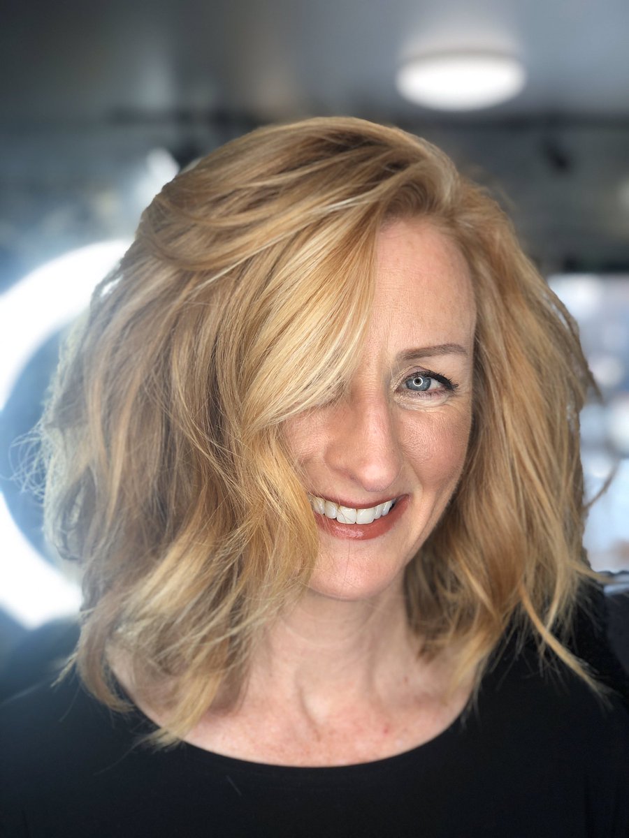 Liz Rigney's Instagram, Twitter & Facebook on IDCrawl