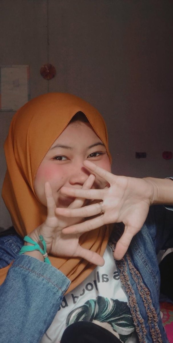 Lia Herliana (@liah_hhh) | Twitter