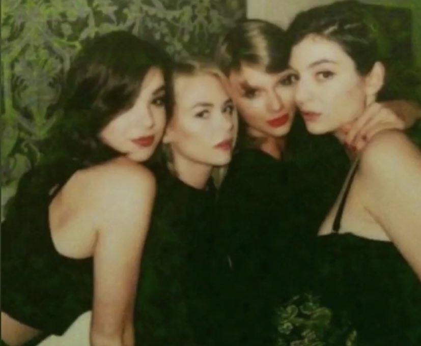 Jaime King And Taylor Swift