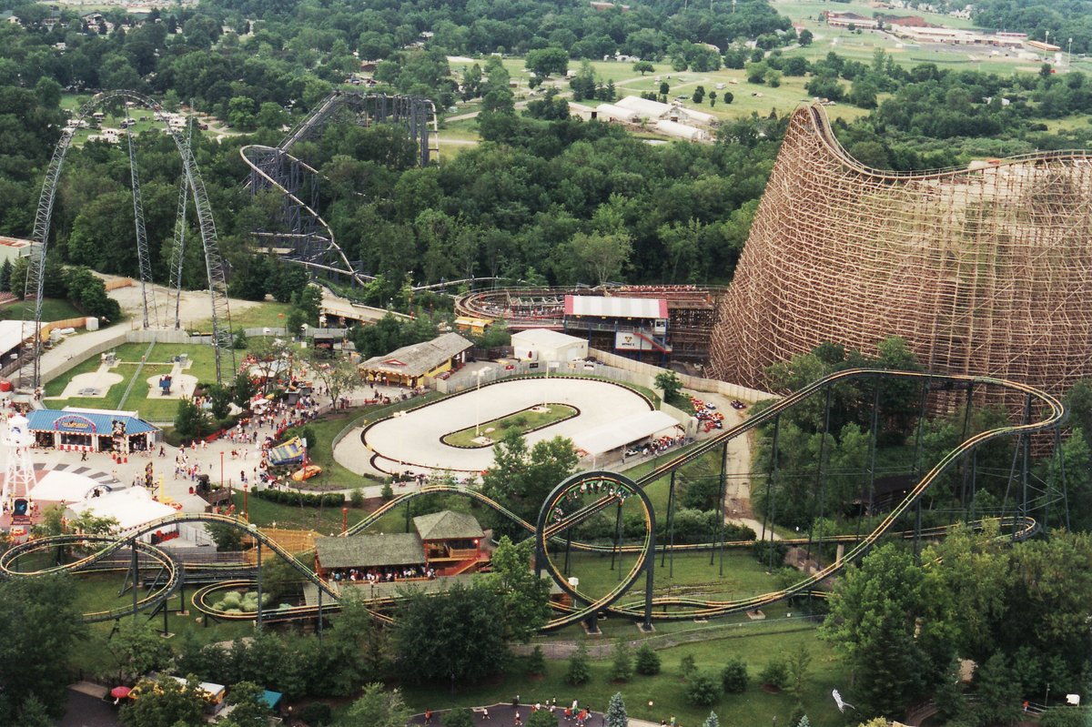 [The Bat, Kings Island] is an extremely underrated coaster! : r ...