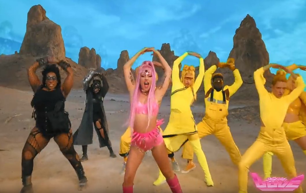 Ariana Grande Break Free Music Video