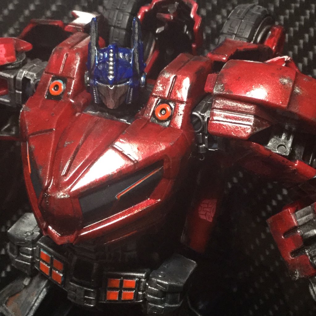 Transformers War For Cybertron Optimus Prime Repaint