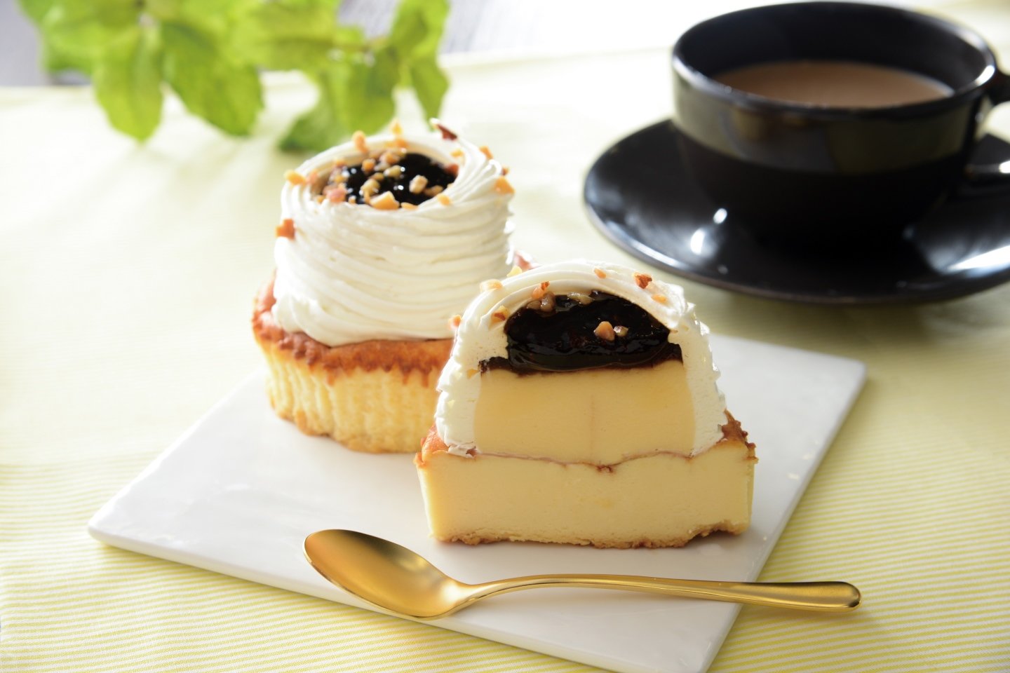 ねとらぼ on Twitter: "200RT ローソン、バスチーにプリンをまるごと1個乗せちゃう「マウントプリンバスチー」 新食感「パリとろ」ブリュレに「ふわしゅわ」スフレも発売 https ...