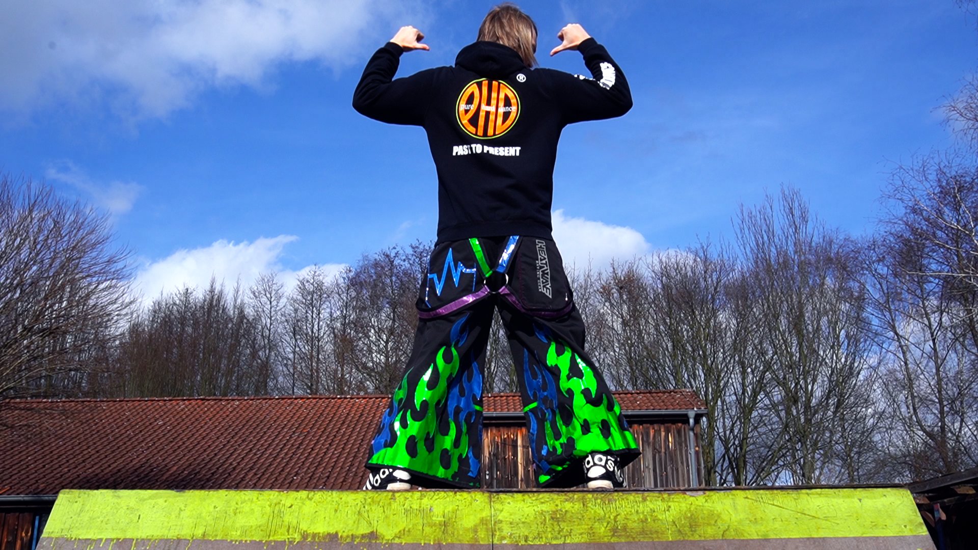 Hardstyle Shuffle Wallpaper