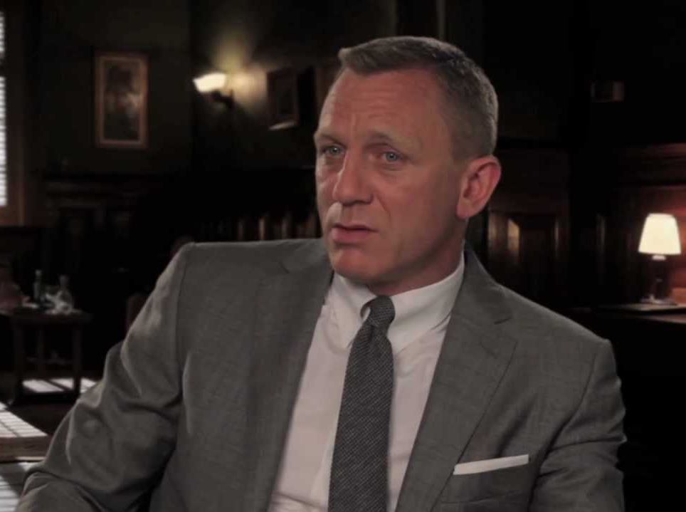 Benjamin Andrew Moore on Twitter: "Daniel Craig James Bond haircuts ranked: 1. Quantum of Solace.…