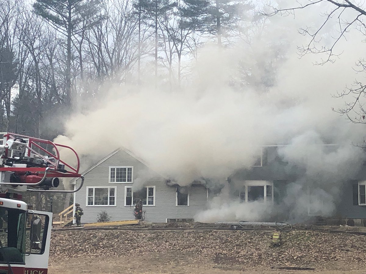 Breaking : Firefighters in Amherst are battling a 3-alarm fire on Holly ...