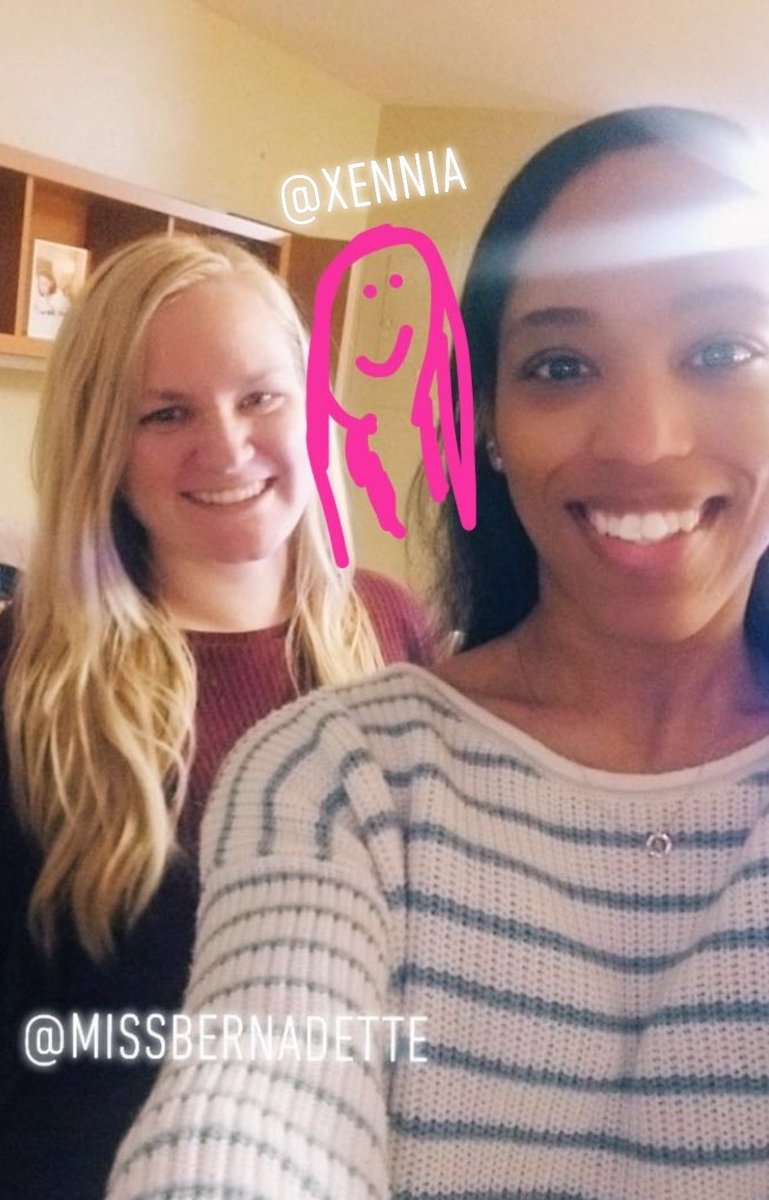 Dani Lynn on Twitter: "@glitterwitchxo , @heyxennia and I had SUCH a good time tonight 🤗…