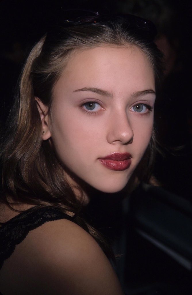 停雲 on Twitter: "寡姐 https://t.co/mUnpH5LCDZ" / Twitter