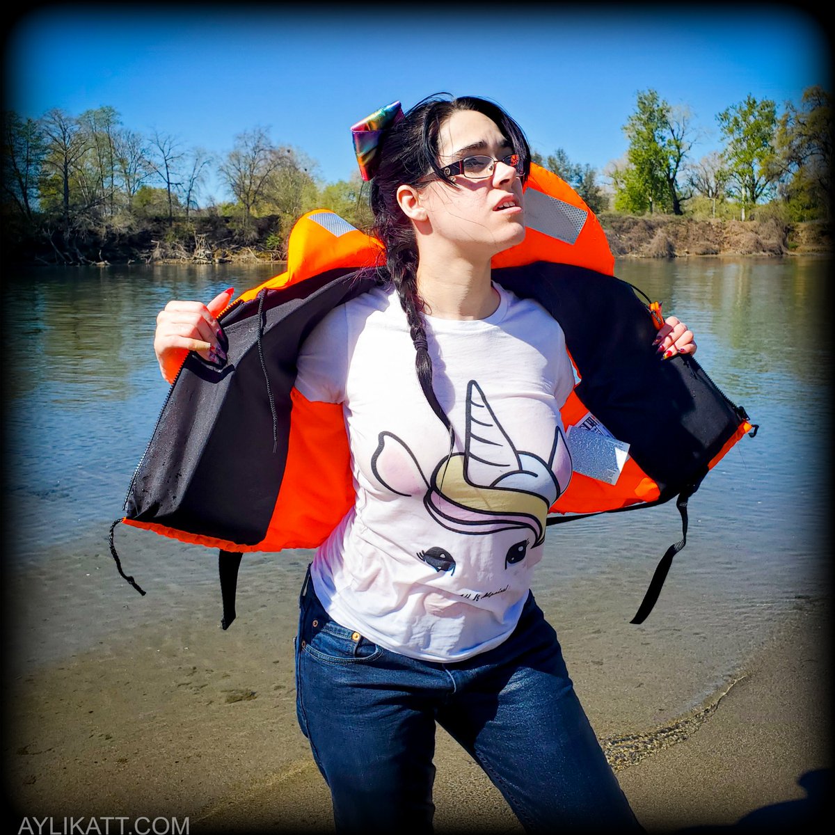 Ayli Katt on Twitter: "I got a new non-nude #lifejacketfetish photo set on https://t.co ...