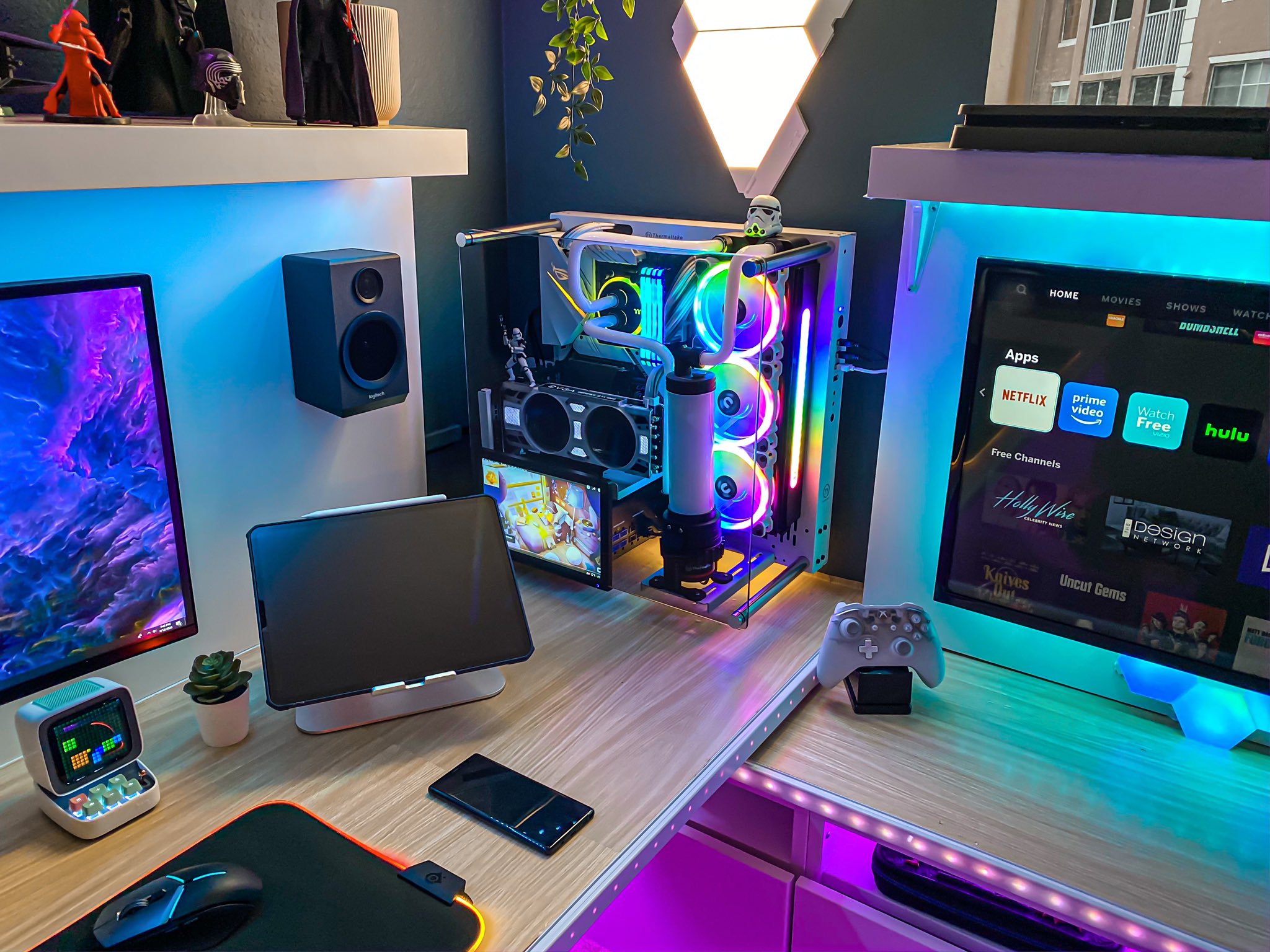 Celebrity Free Computer