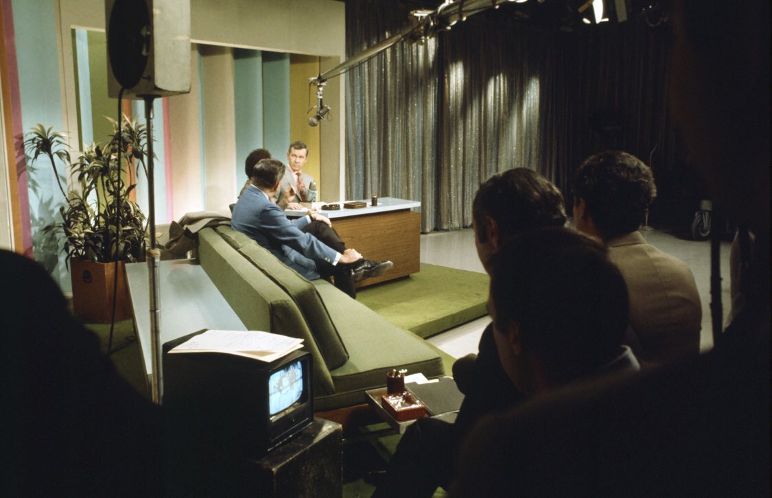 Tonight Show Set Carson