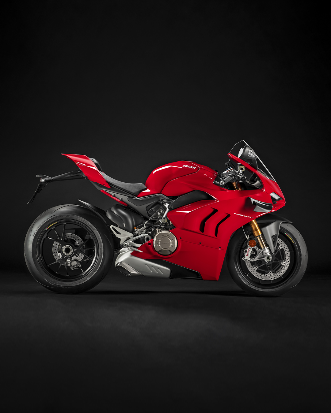 Ducati on X Raised simplicity. The new Front Frame makes the new Panigale V4 2020 easier to lay into the corners https t aNQCL2lvFI PanigaleV4 TheScienceOfSpeed https t u3cWvbqzD9 X