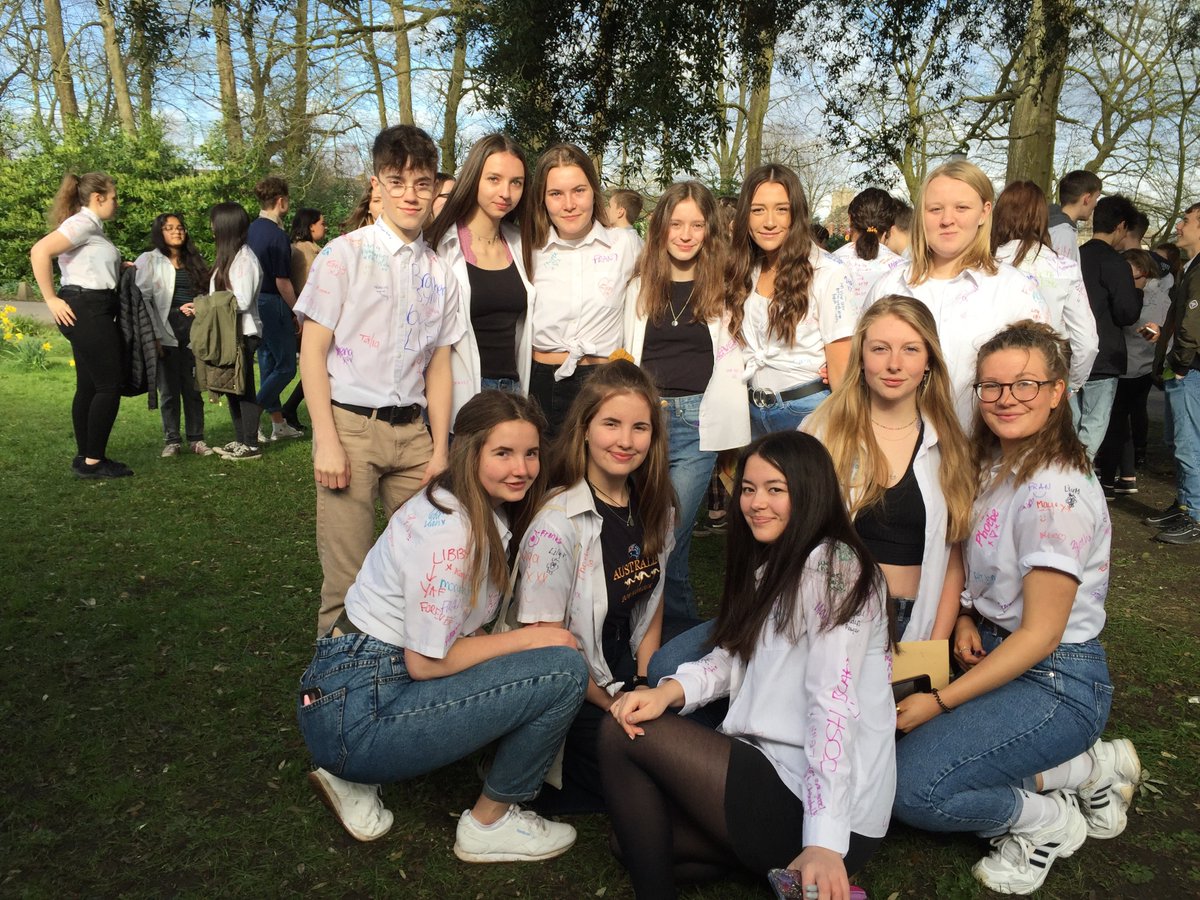 Devizes School on Twitter: "Goodbye Y11 .... for now :) We will miss you. Take good care of ...