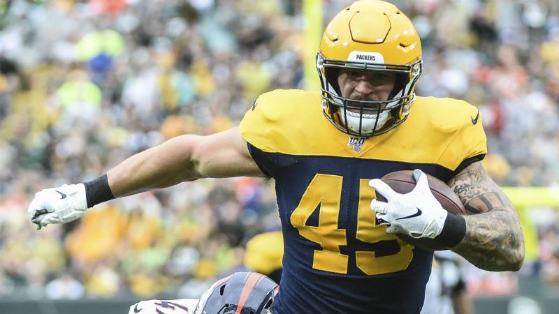 The Patriots have a new fullback: ex-Packer Danny Vitale. What does ...