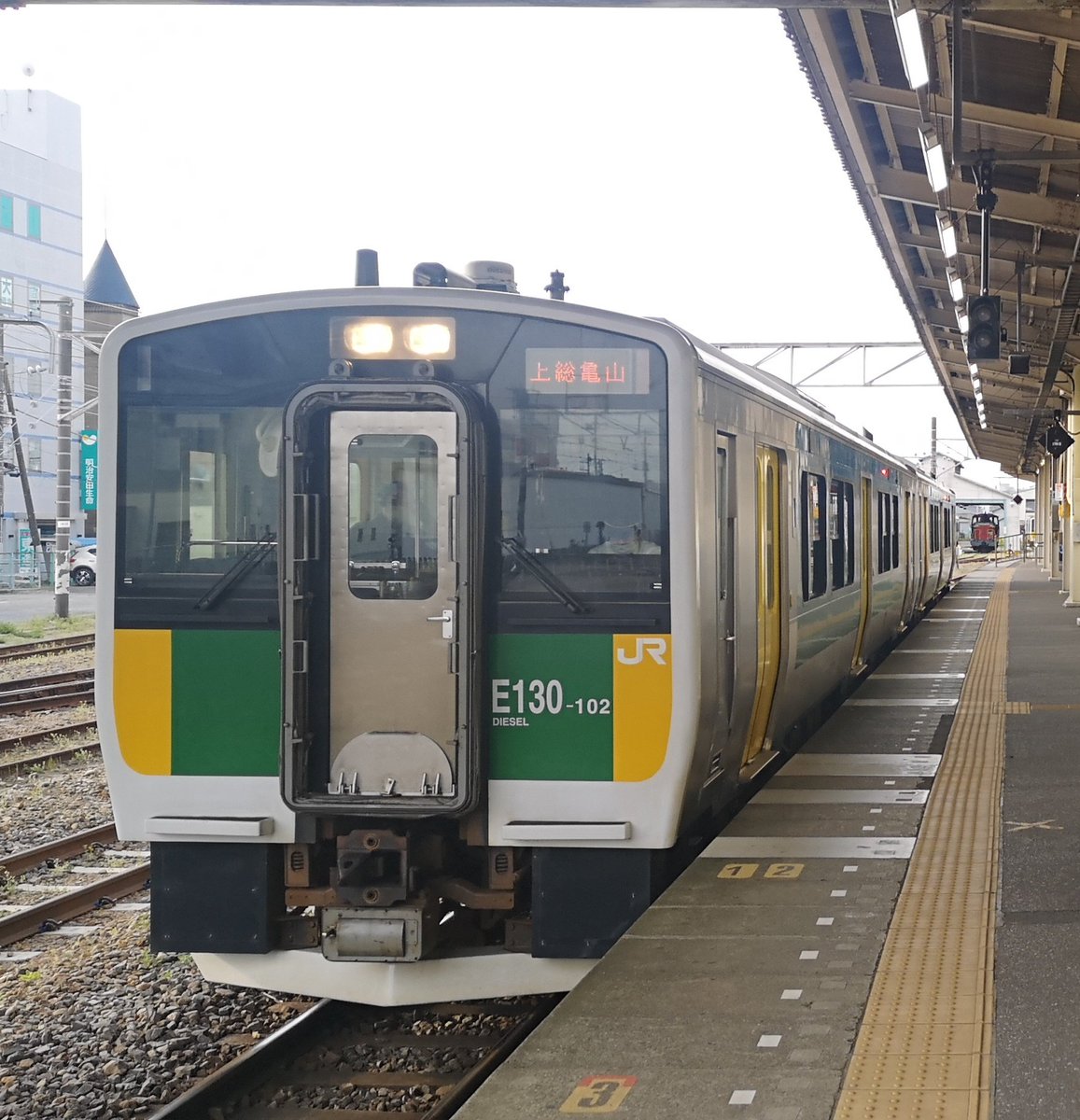 にゃんたむ♪ on Twitter: "木更津724発 久留里線923D 上総亀山 キハE130系100番台102+109 ワンマン運転ではない上総亀山行きは朝1本と夜2本で見られます キハ ...