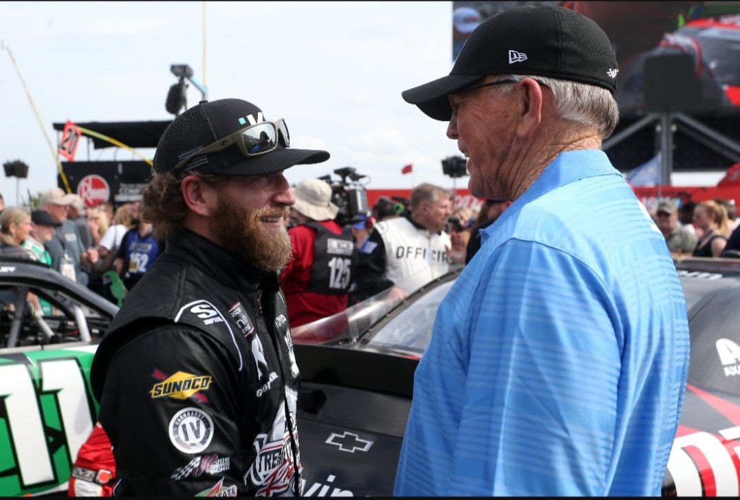 Jeffrey Earnhardt will attempt to qualify for tomorrow's iRacing event ...