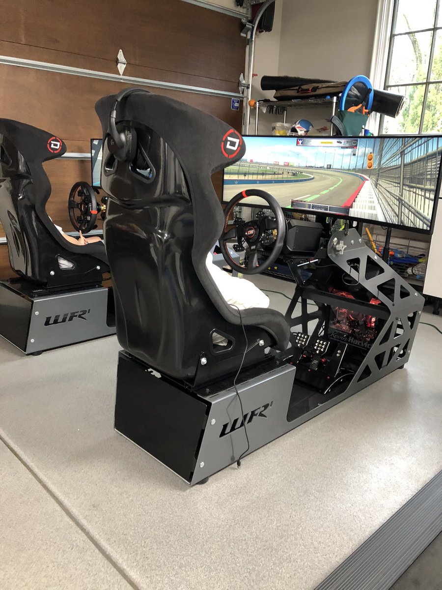 Kevin Harvick showing off his iRacing rig. Racing line and all. : r/NASCAR