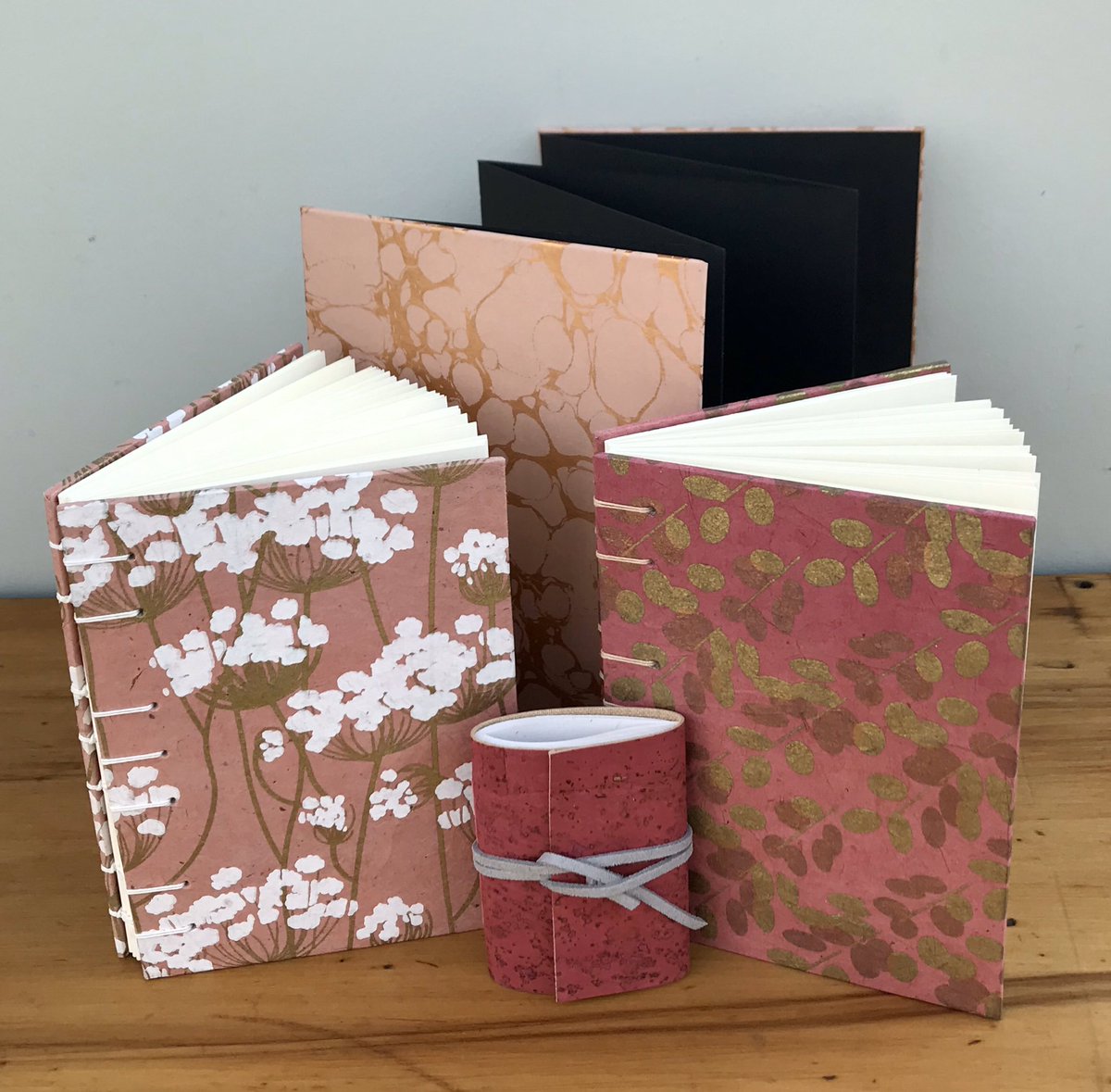 Paper Lane Boutique (c_craftcorner) - Tweets on iEmoji.com