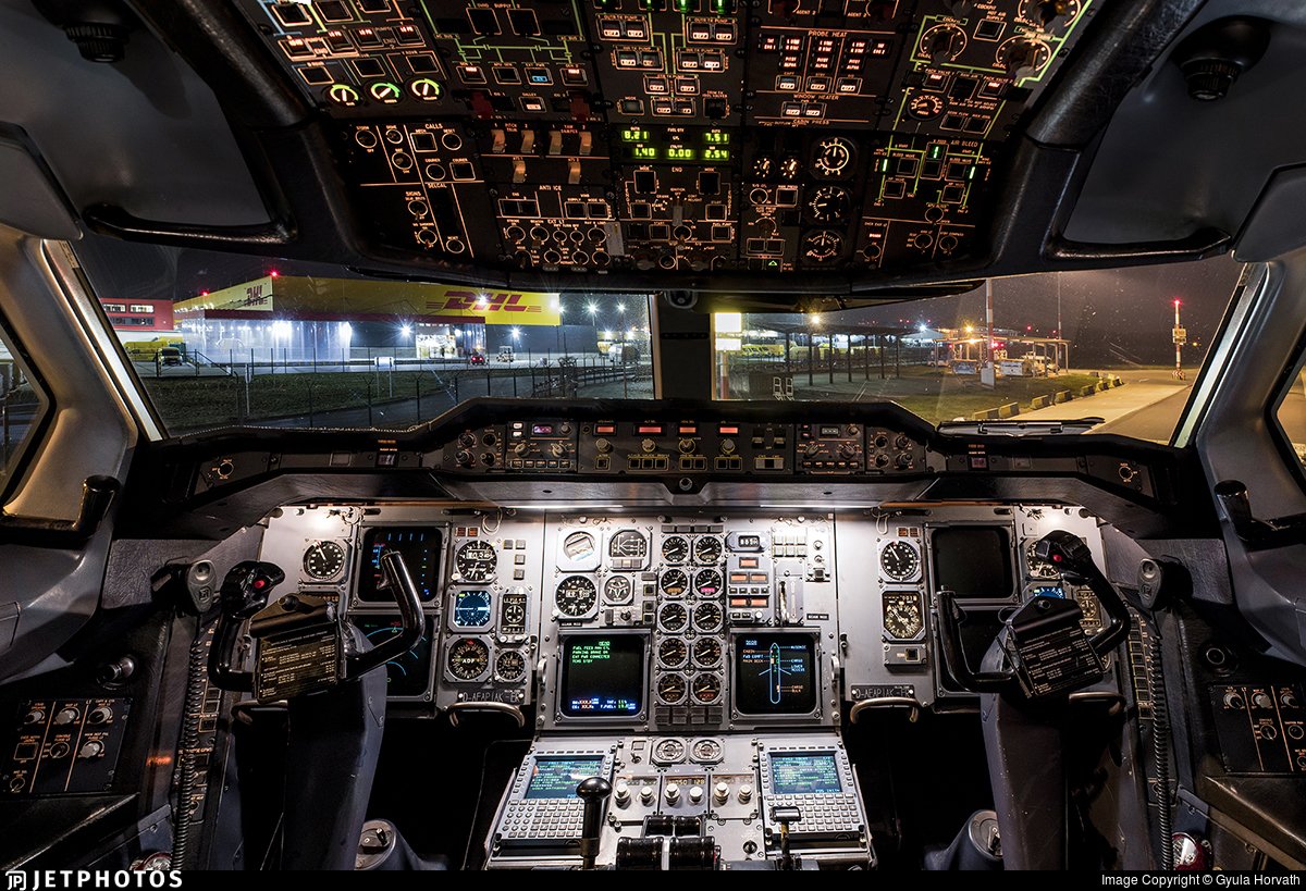 Airbus A300 Cockpit