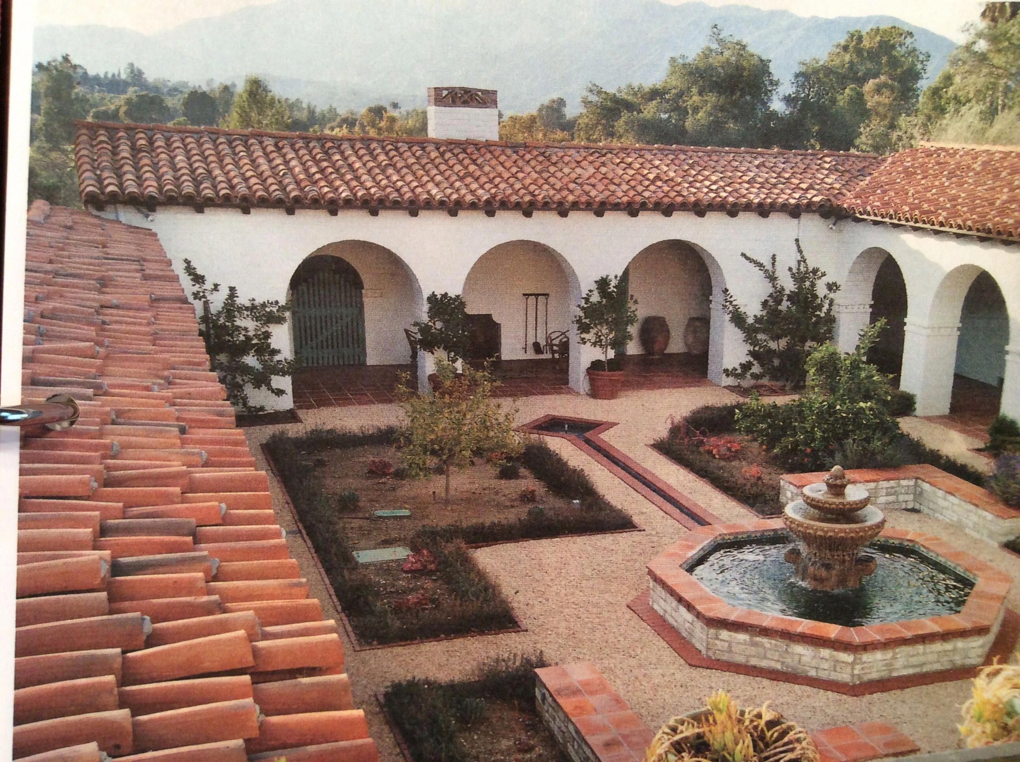 Inner Courtyard With Spanish Style Homes Subtle Spanish Colonial Style