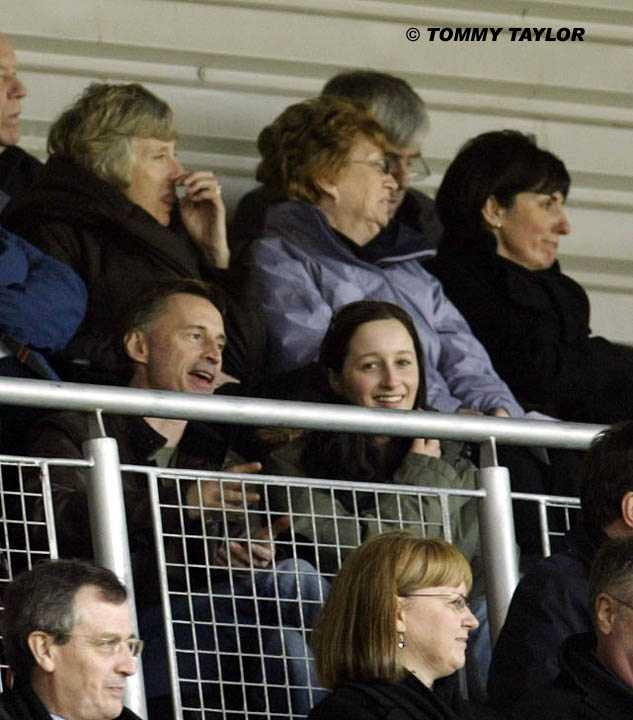 Robert Carlyle And Family