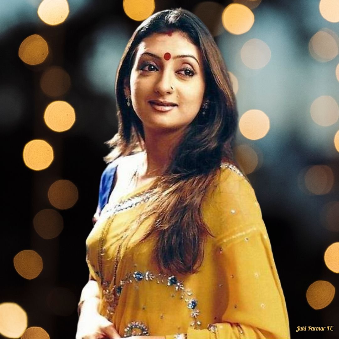 Juhi Parmar In Saree