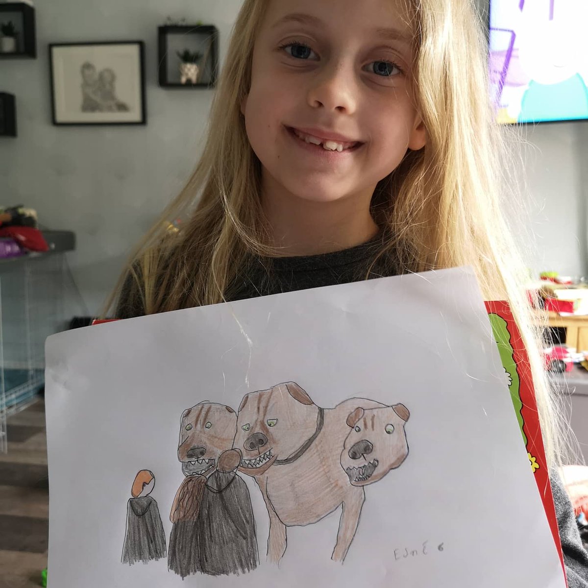 Kim Rattray's Instagram, Twitter & Facebook on IDCrawl