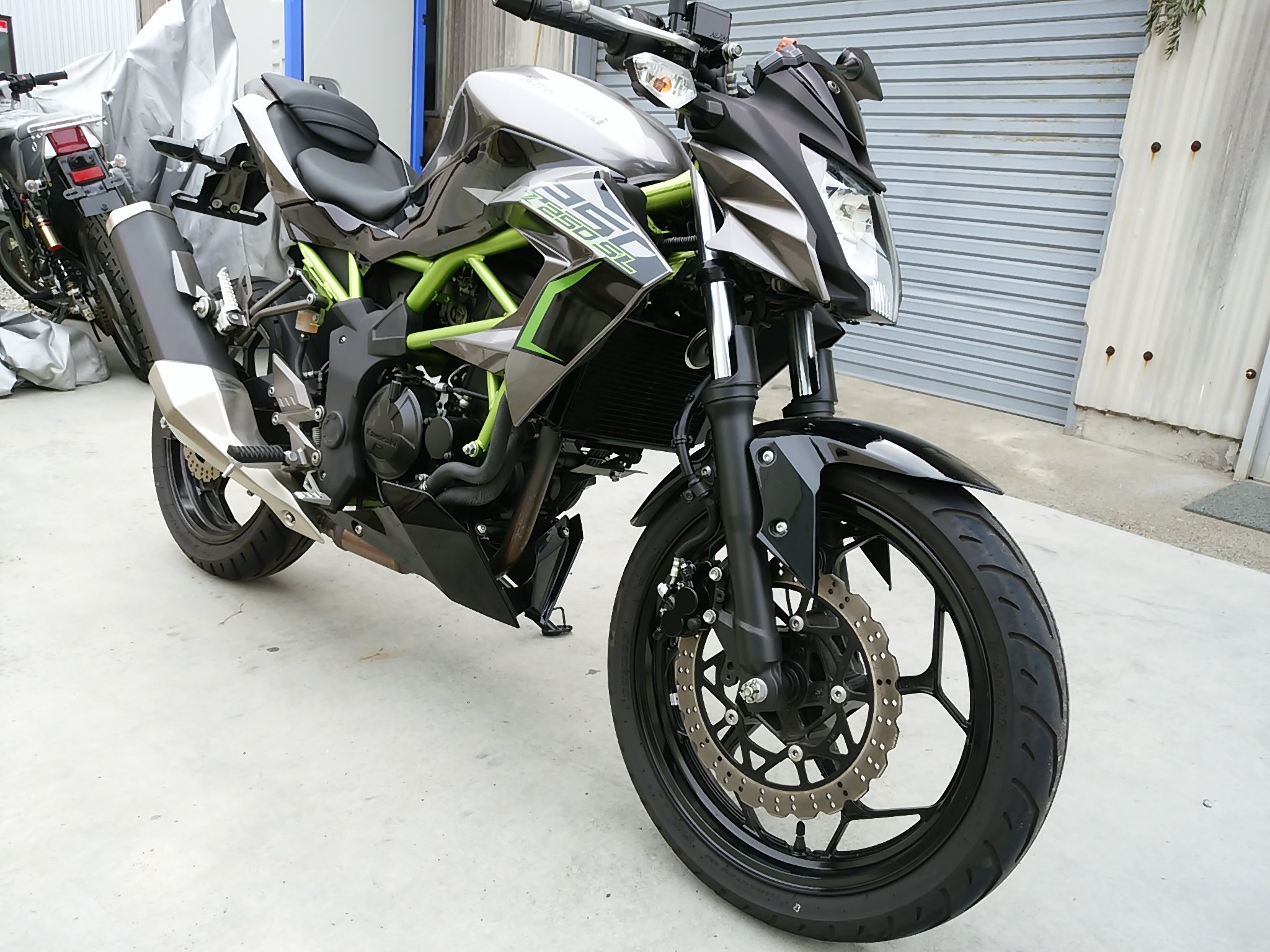 Kawasaki Z250sl Wallpaper