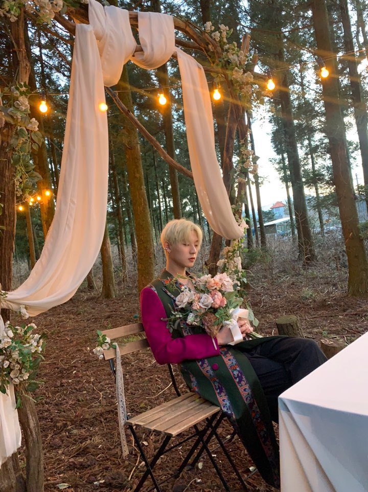 2Z on Twitter: "I just love that they love me. #2z #2z범준 #bumjun #2zbumjun #loveya https://t.co ...