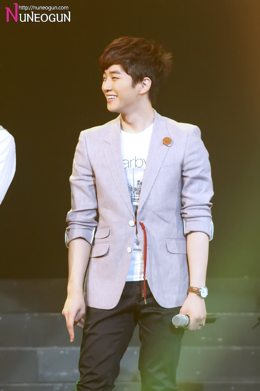 𝘿𝘿𝙊𝙊𝙆 / 뚝 on Twitter: "D-351 110403 2PM 2nd Fanmeeting #준호 #JUNHO_D_DAY https://t.co/e5u7vM4je9 ...