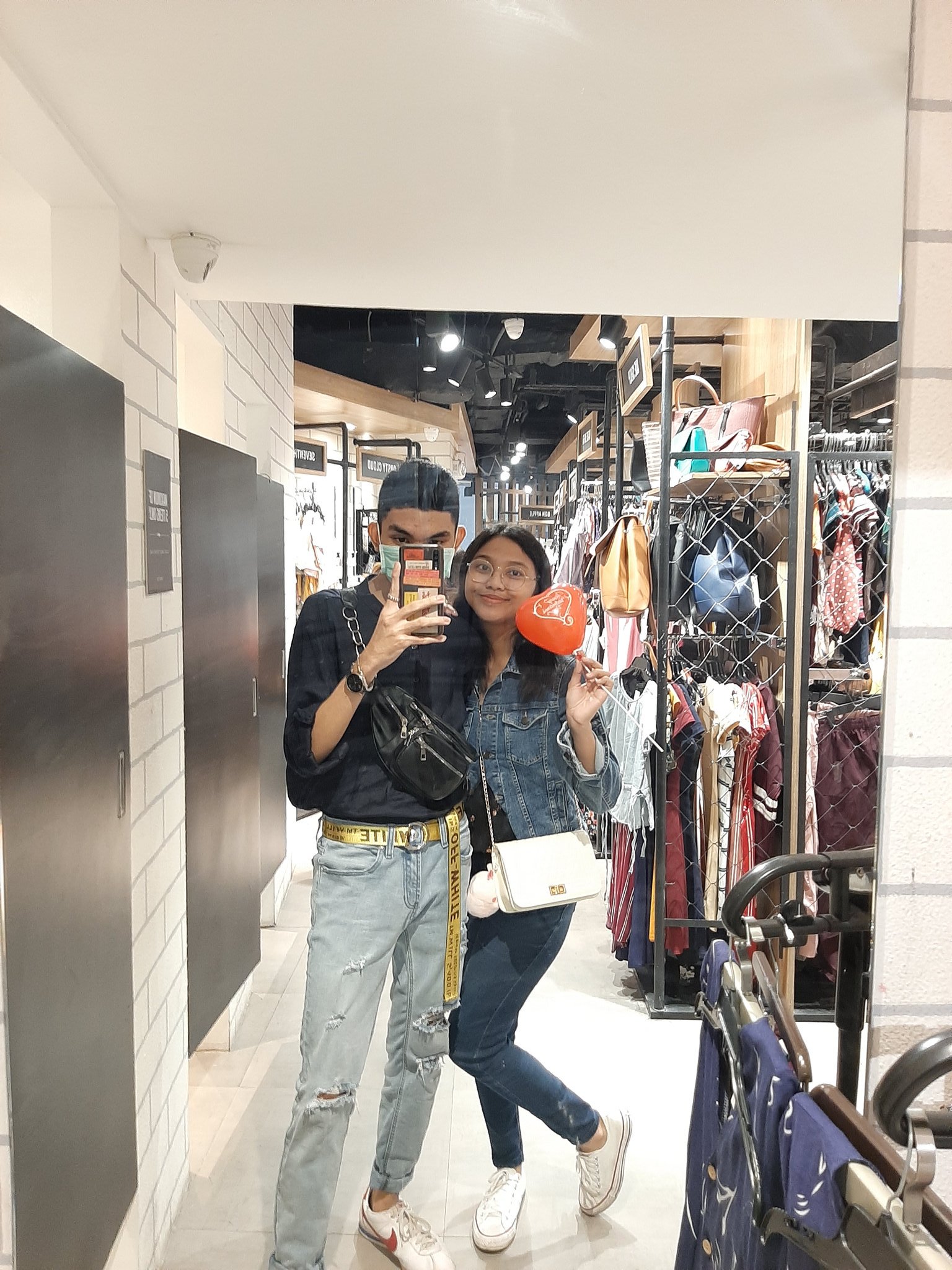 gelo on Twitter: "HAPI BORTDEI @pauiiiieeee! UTANG NA LOOB BENTE KA NA HAHAHAHAHAHAH https://t ...