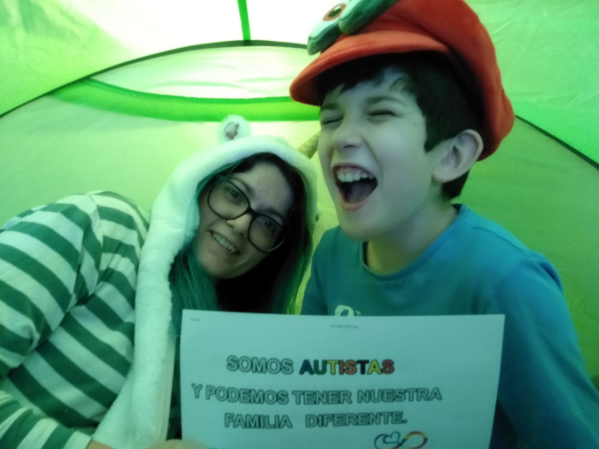 Aida Trazos on Twitter: "Estoy muy feliz de la comunidad que estamos formando, de que autistas y ...