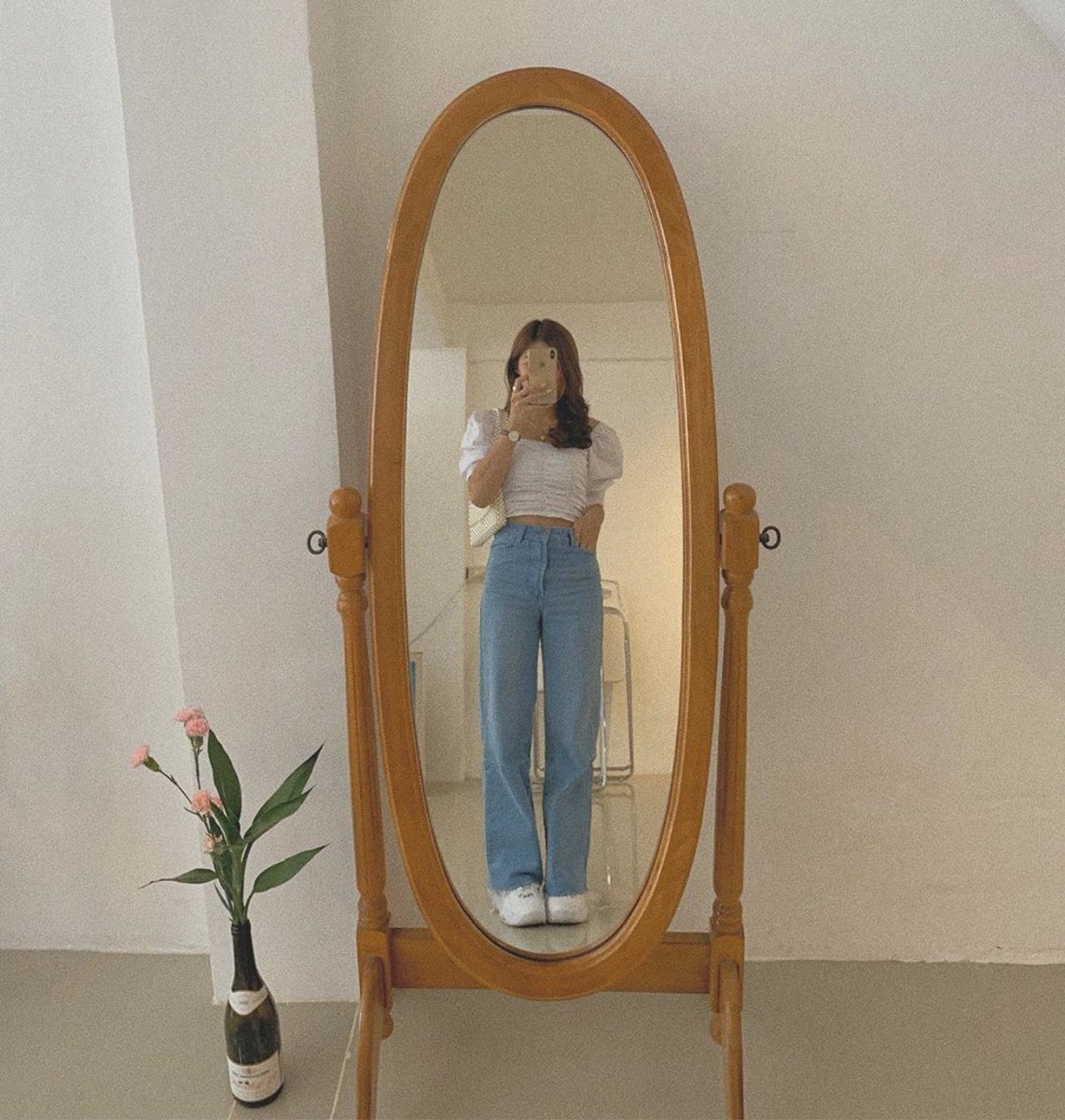 𝐒𝐮𝐦𝐥𝐞𝐞 🏷 On Twitter ชอบถ่ายกับกระจก และกล้องฟิล์ม 🎞🧺…