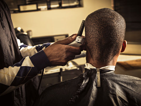 So Sad: Mississippi Barber Dies After Continuing To Cut Hair During ...