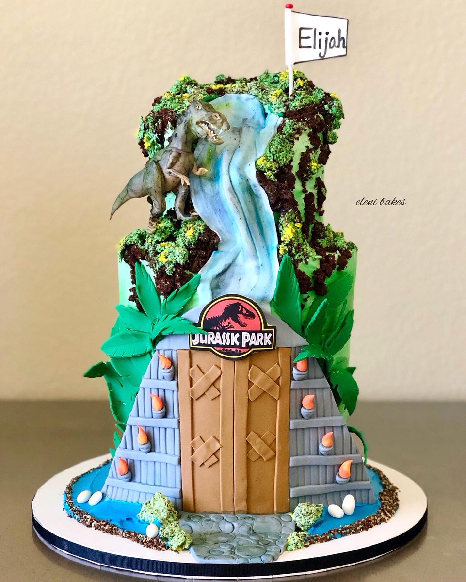 The Royal Bakery A Jurassic World Cake For Stevie's 8th The T-Rex Head ...