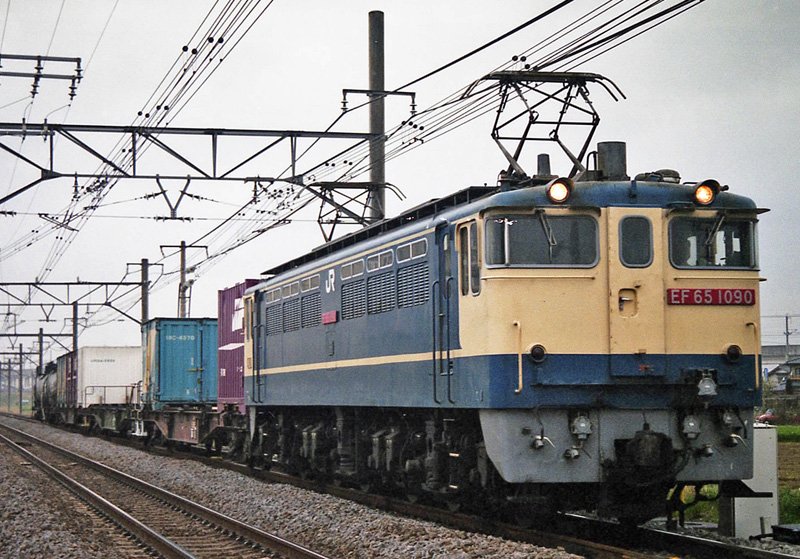 JAPAN GT-E on Twitter: "5880レ2態。 元東京機関区メンバーのEF65 1090と青ナンバーのEF65 1062けん引の記録です。 https://t.co ...