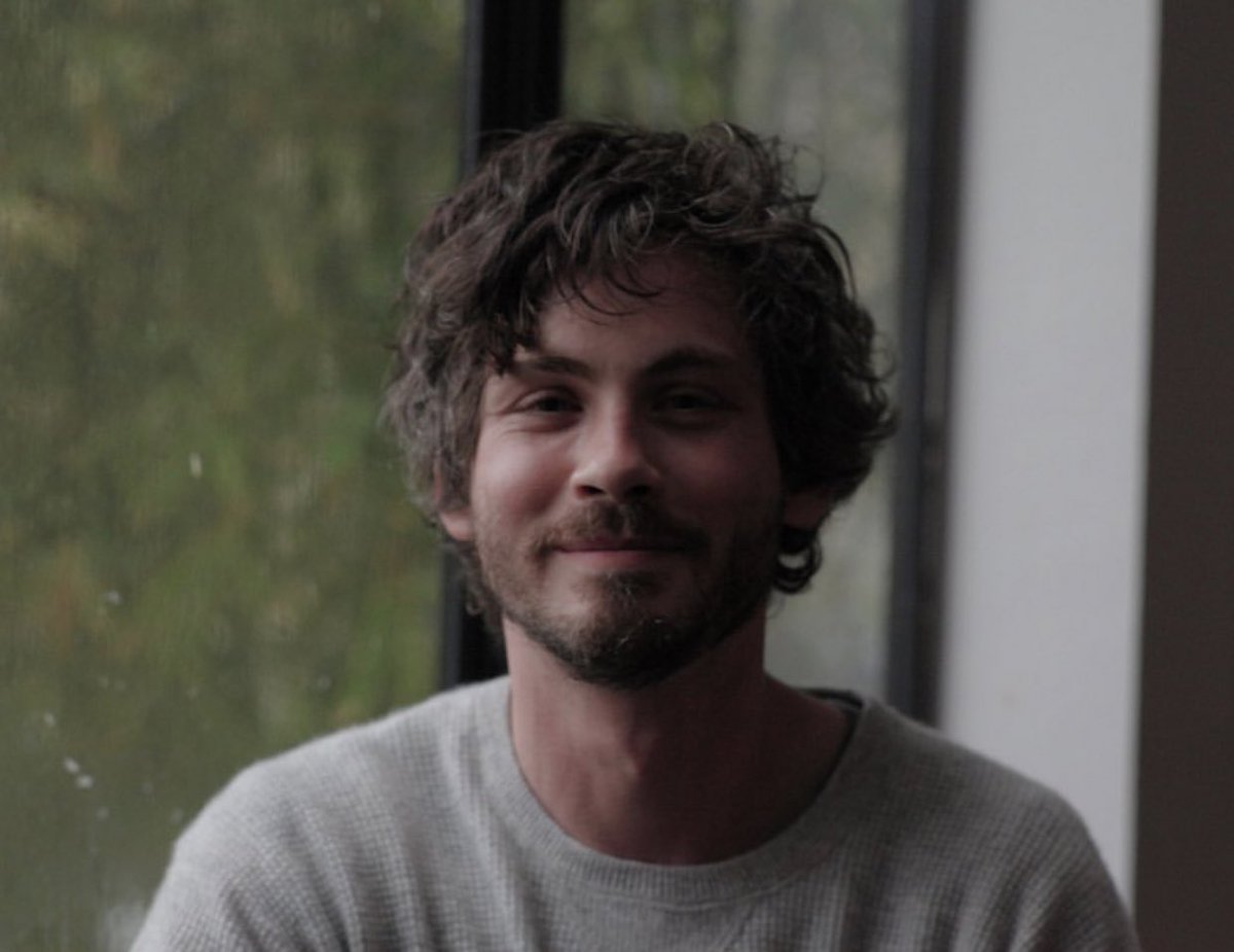 Logan Lerman Updates @LermanUpdate Timeline, The Visualized Twitter ...