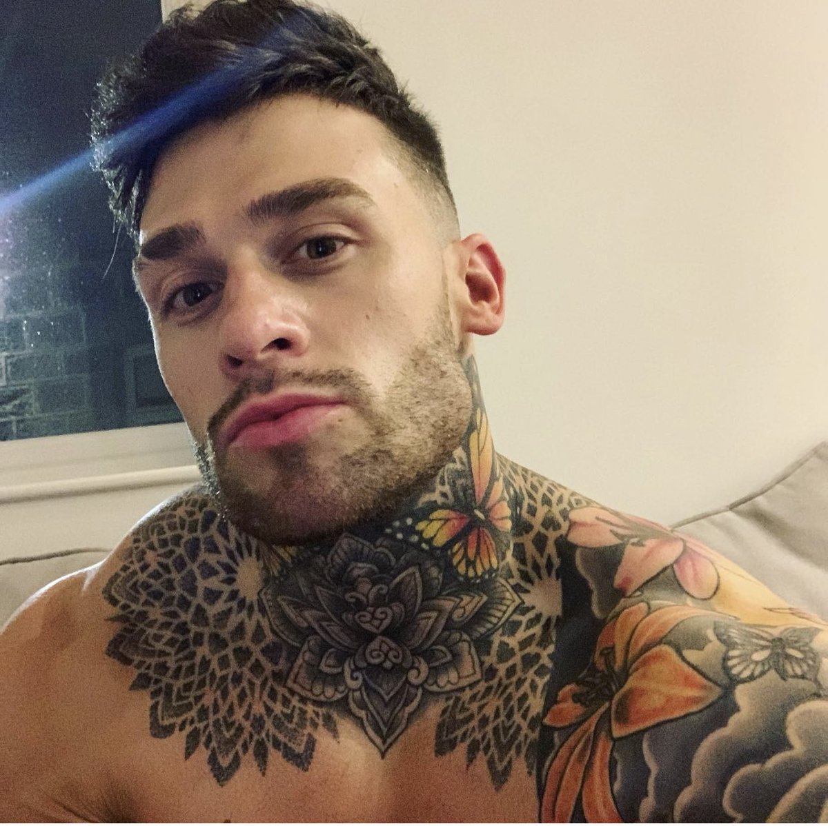 Tatuagem De Lewis Harrison 16,7 Mil Me Gusta, 84 Comentarios Lewis