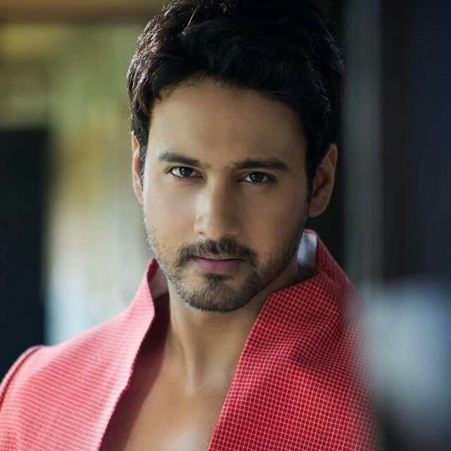 Swarup Roy on Twitter: "স্থির দৃষ্টিতে তাকিয়ে থাকা চোখ ...👀👀👀 বুঝিয়ে দেয় অনেক না বলা কথা ...