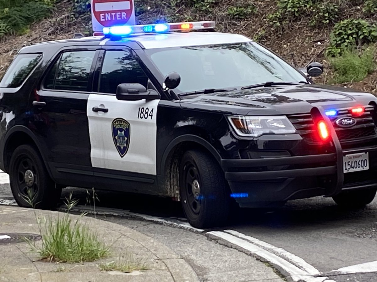 Oakland Police Dept Oaklandpoliceca Twitter Analytics Trendsmap