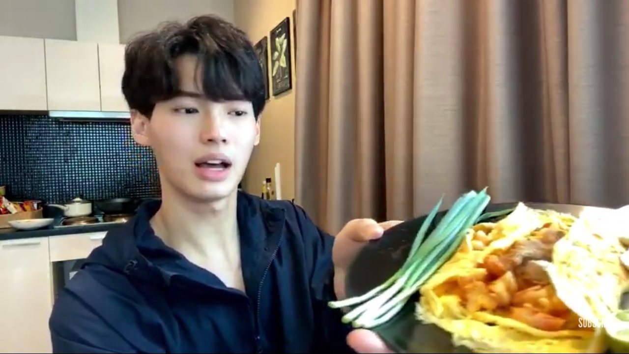 Winmetawin.Official on Twitter: "นี้นะค้าบบ เมนู ทำมา 45 นาที 😂😂 #LiveAtLunchxWin…