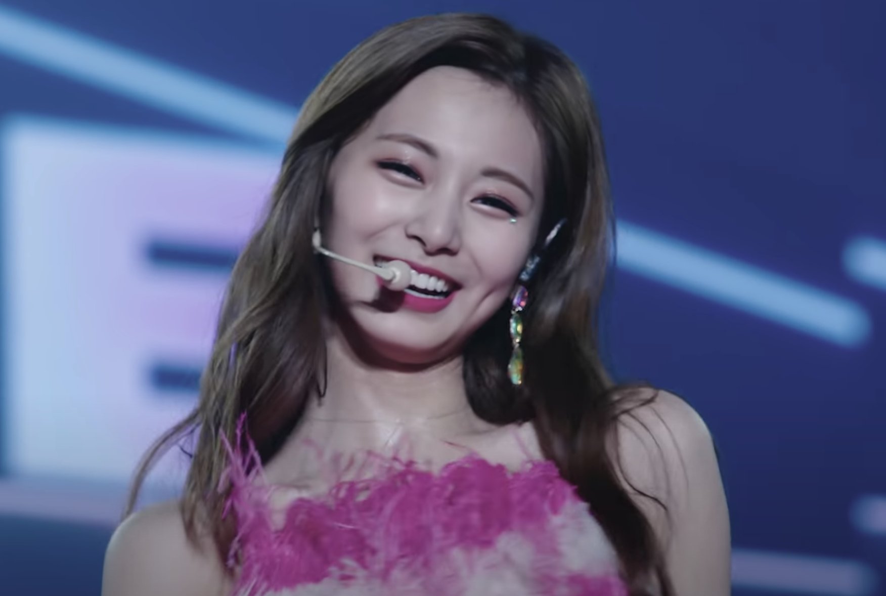 Tzunami 🌻 On Twitter 😭…