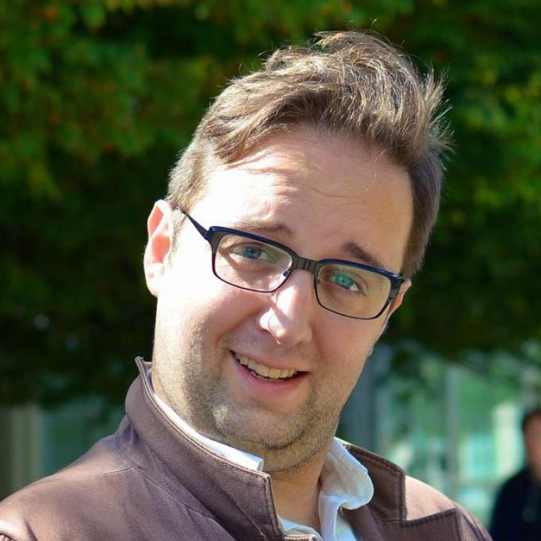 Brooks Brown Best Sale | emergencydentistry.com