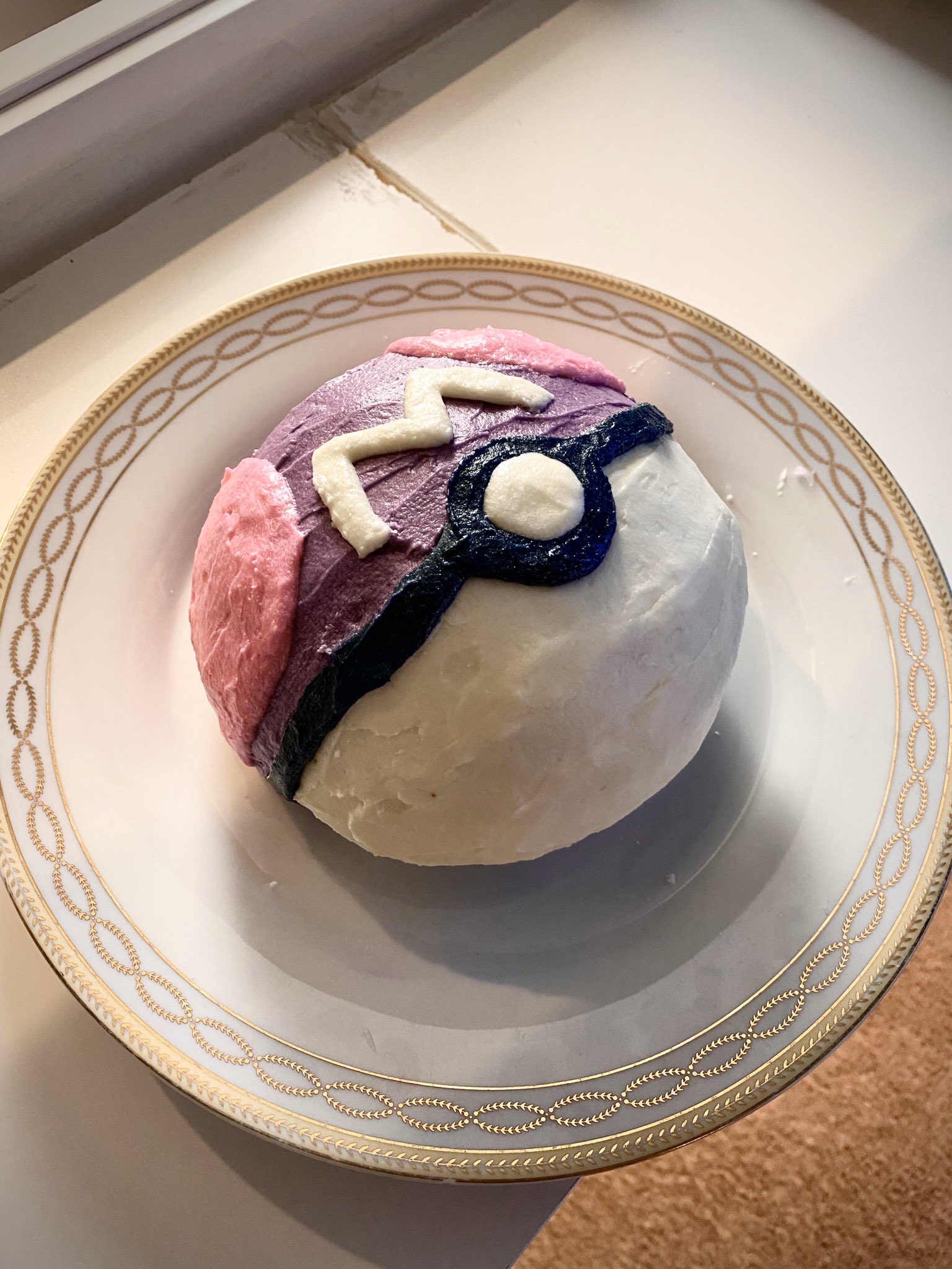 Master Ball Cake
