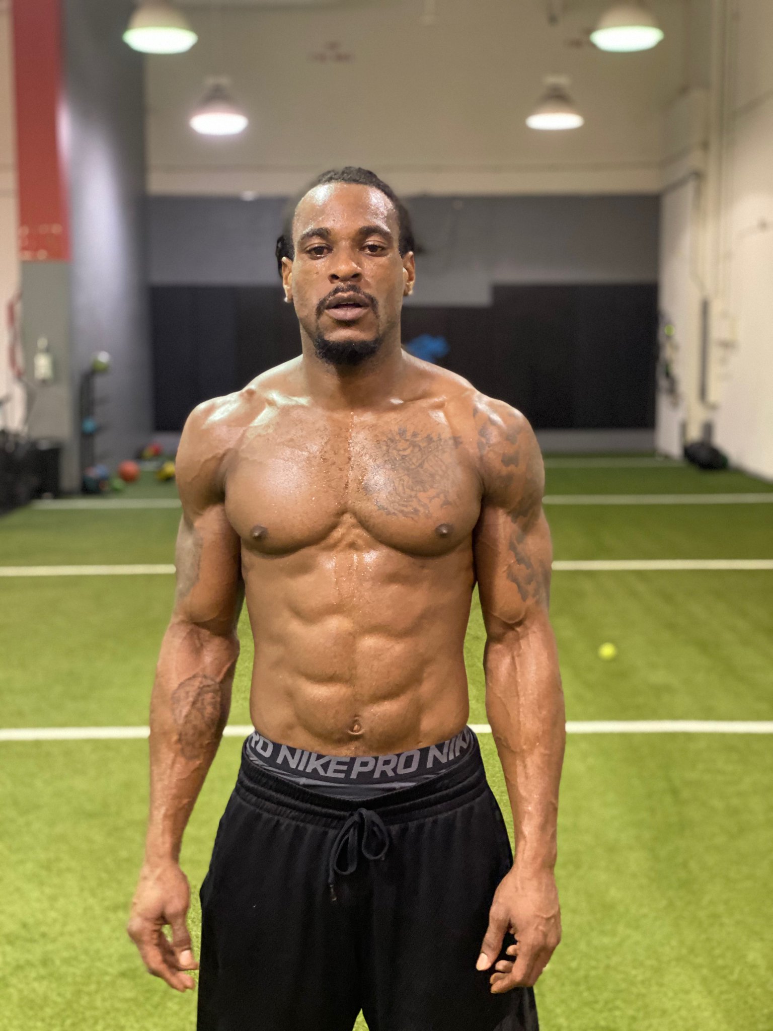 Percy Harvin Abs