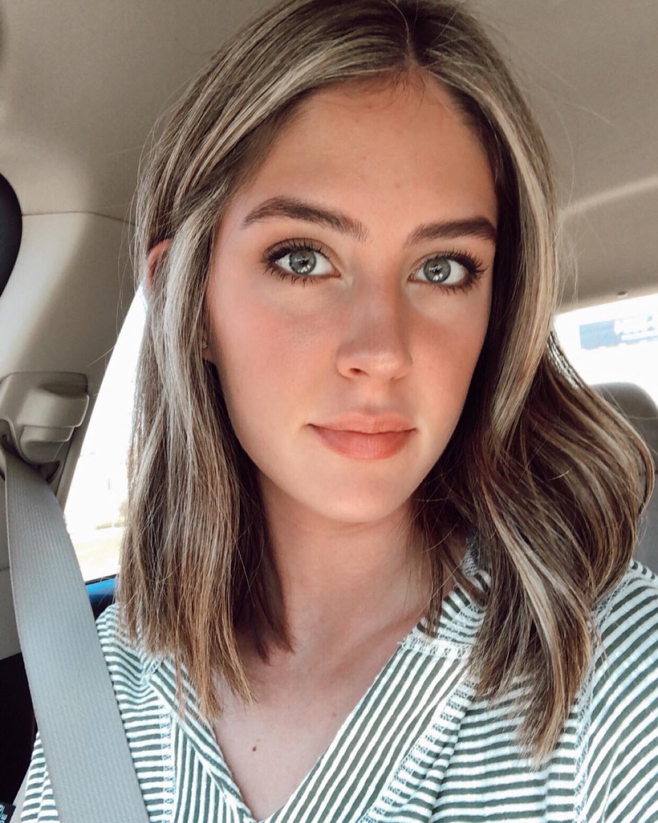 Chloe Wells's Instagram, Twitter & Facebook on IDCrawl