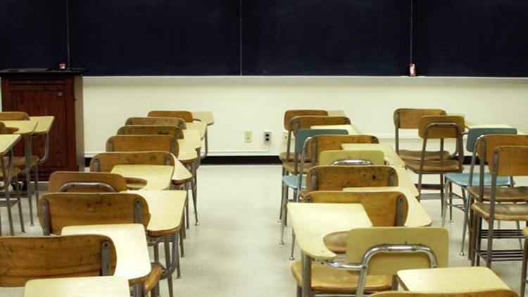 Schools in Oregon have switched to pass or incomplete grading instead ...